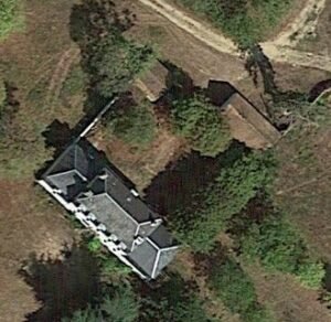 Decrepit castle / Château décrépitude