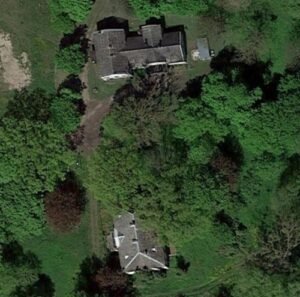 Double manor house